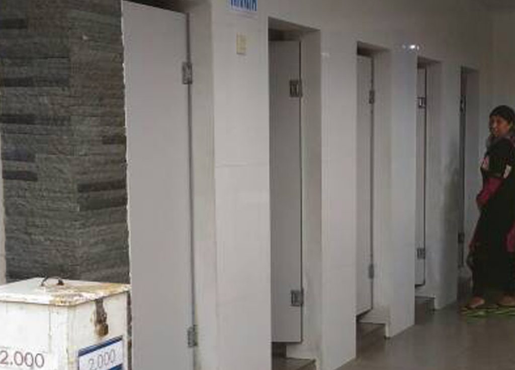 CUBICLE TOILET SURABAYA – BATUBELING APLIKATOR SURABAYA